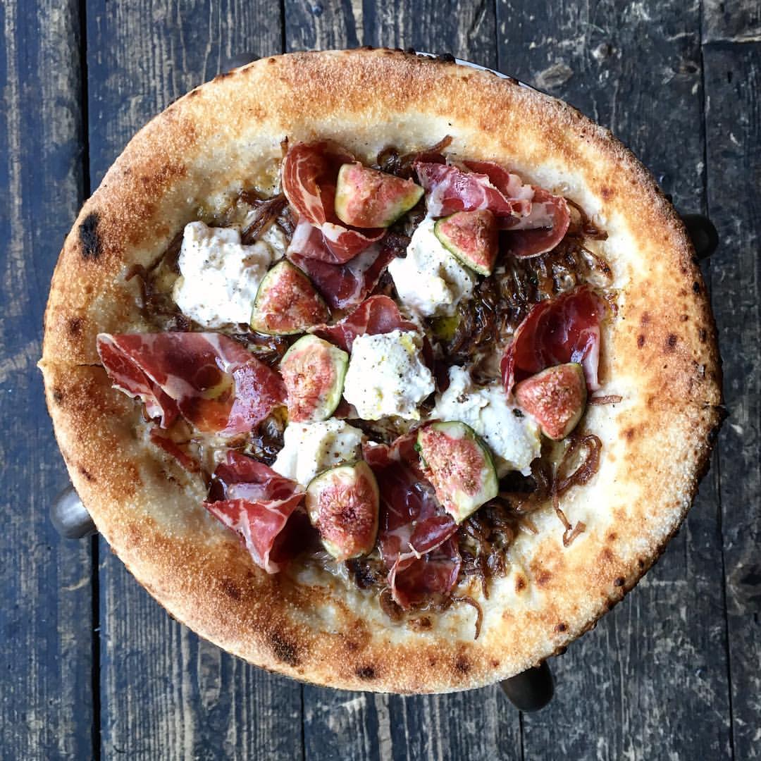 Tipps Top Ten Pizzerias | Win a Dinner